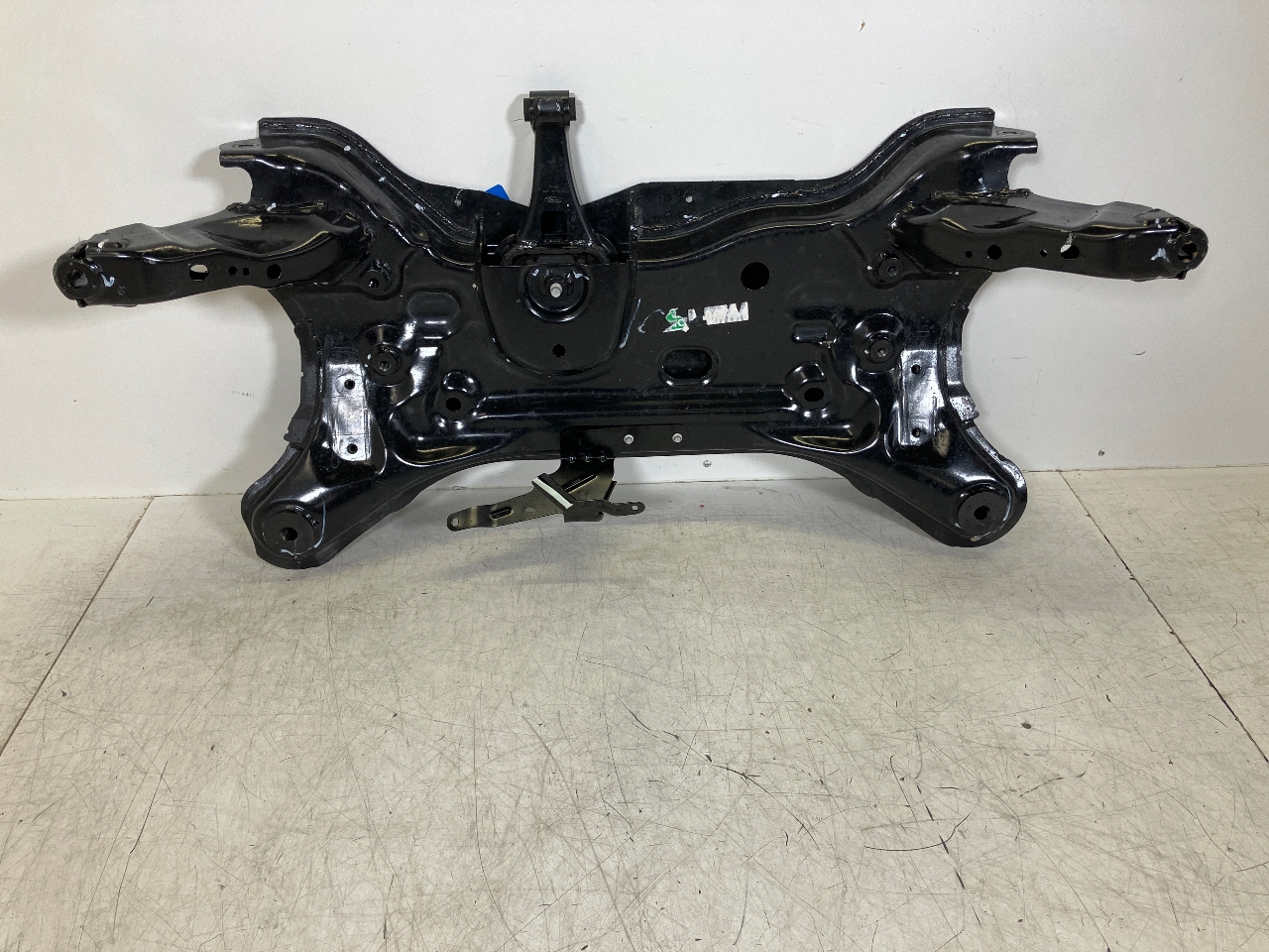 Front axle carrier FORD Transit V363 Bus (FAD, FBD) 2.0 TDCi 125 kW 170 ...