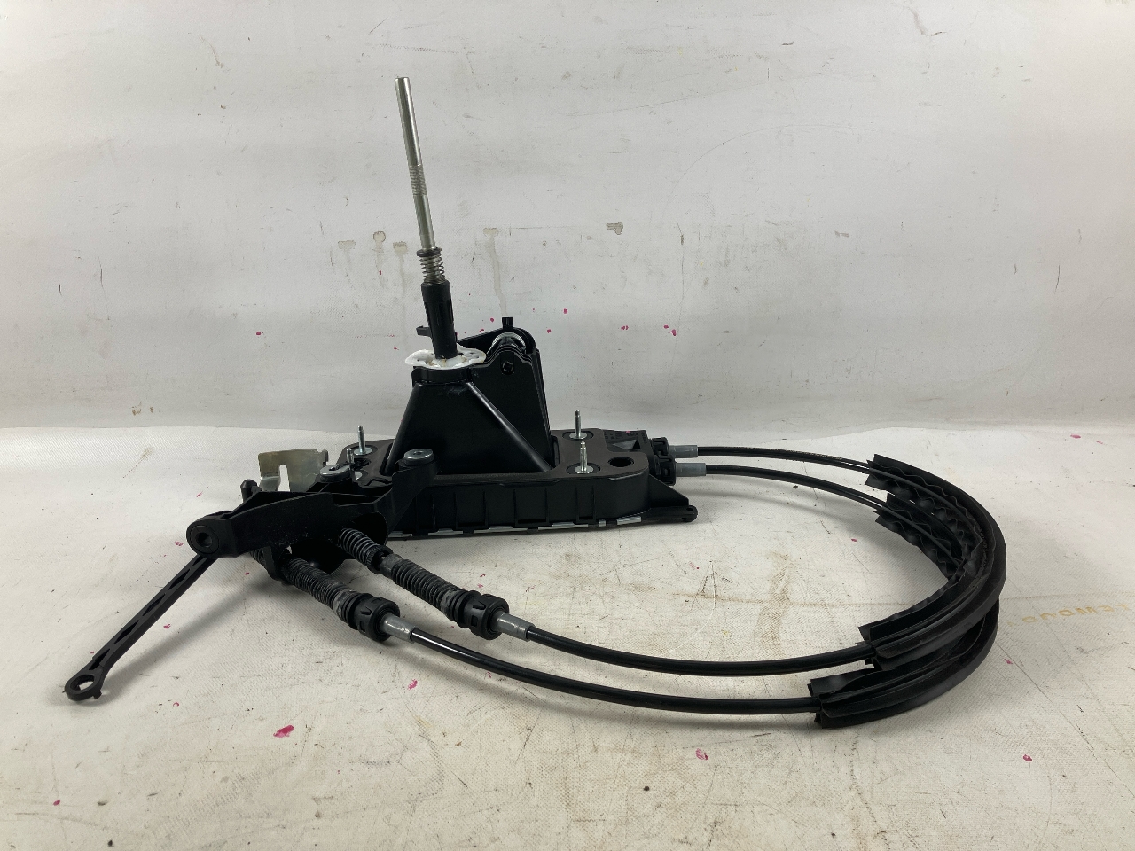 Shift console VW Caddy V Kombi (SBB, SBJ) TSi EVO 84 kW 114 PS (01.2021 ...