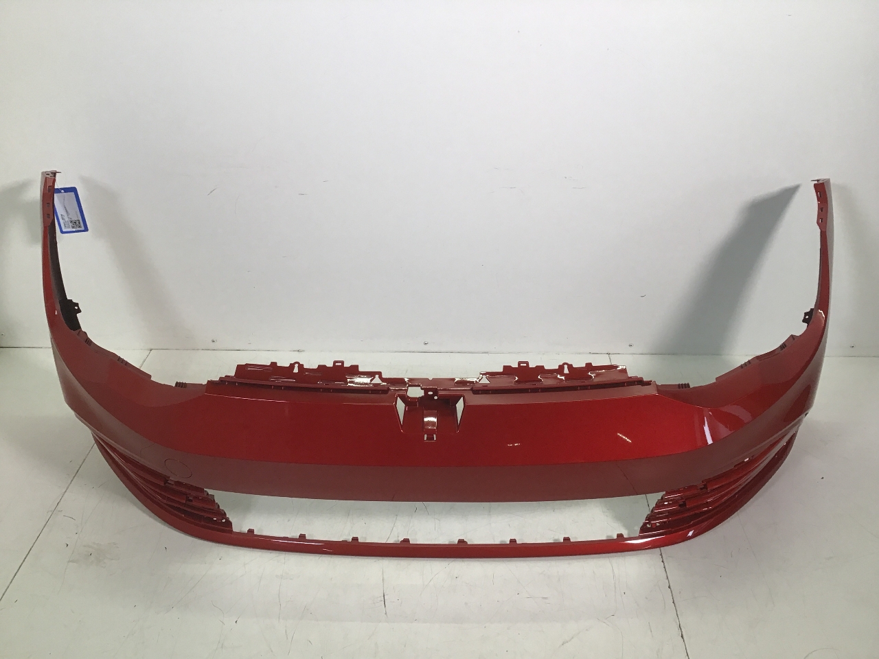 Bumper front VW Golf VIII (CD) 2.0 TSI R 4motion 235 kW 320 PS (09.2020 ...